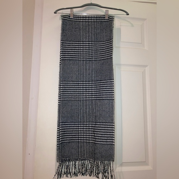 Accessories | Houndstooth Black And White Checkered Winter Scarf | Poshmark